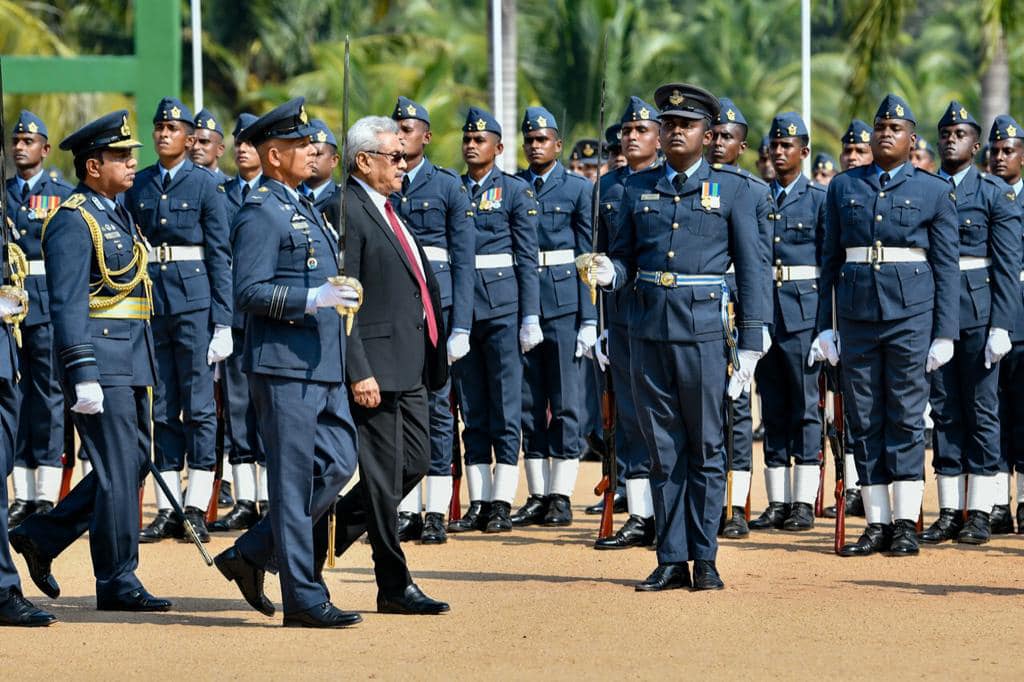 (PICTURES) President’s Colors for 02 Squadrons of Sri Lanka Air Force
