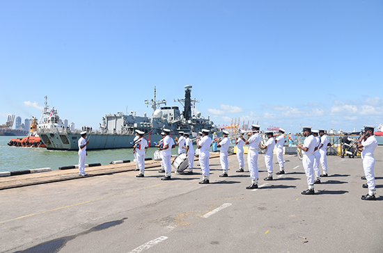 SLNS ‘Samudura’ takes part in naval exercise with HMS ‘Kent’