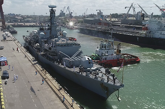 SLNS ‘Samudura’ takes part in naval exercise with HMS ‘Kent’