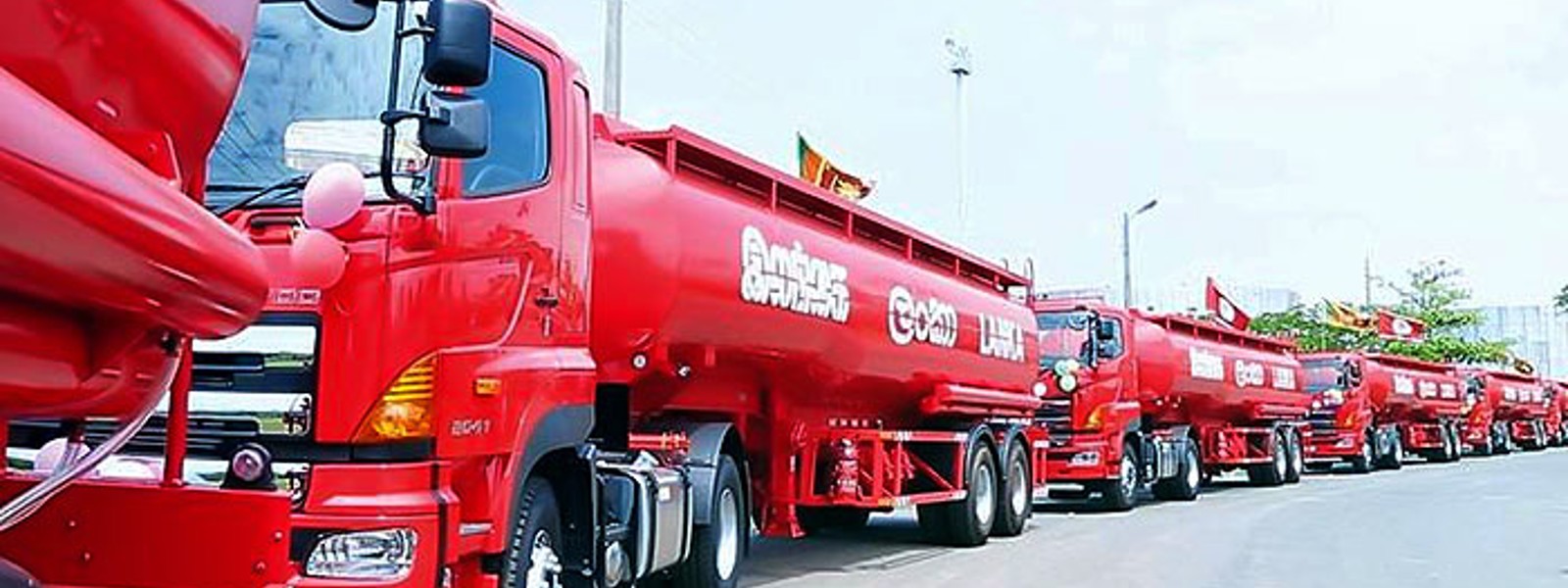 Only 100 Bowsers delivering fuel in Sri Lanka