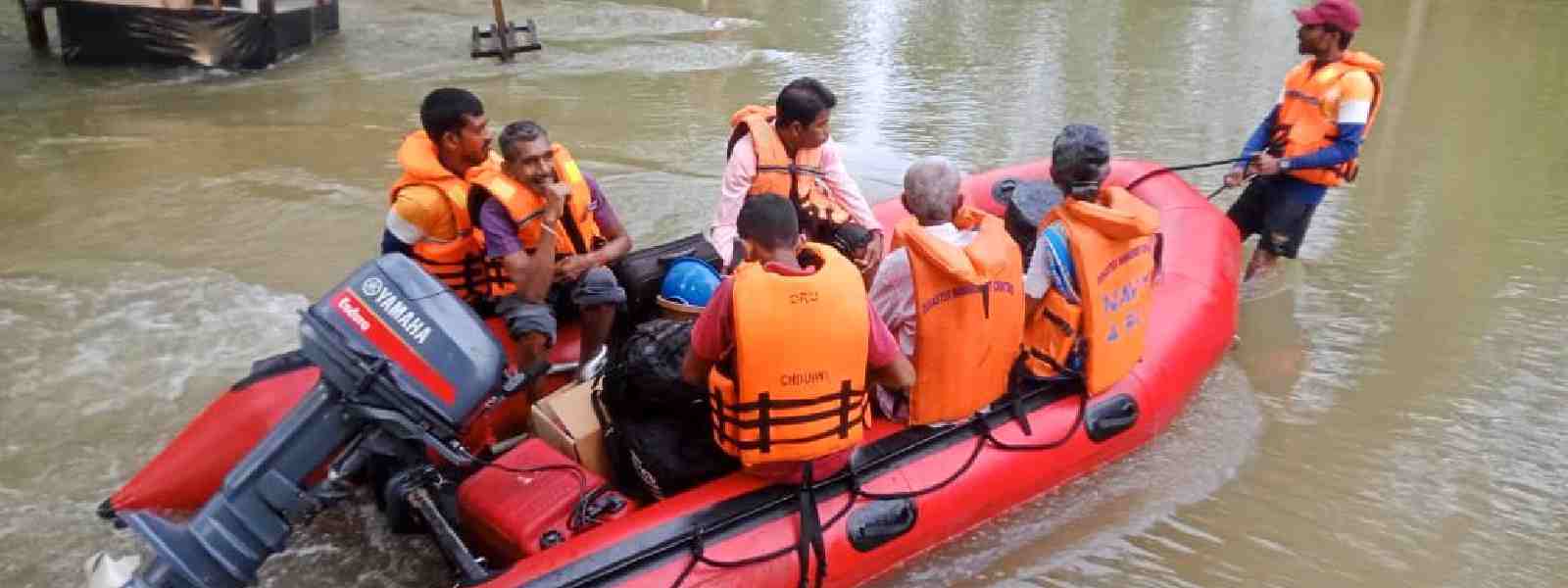 Navy continues with flood relief efforts following heavy rains