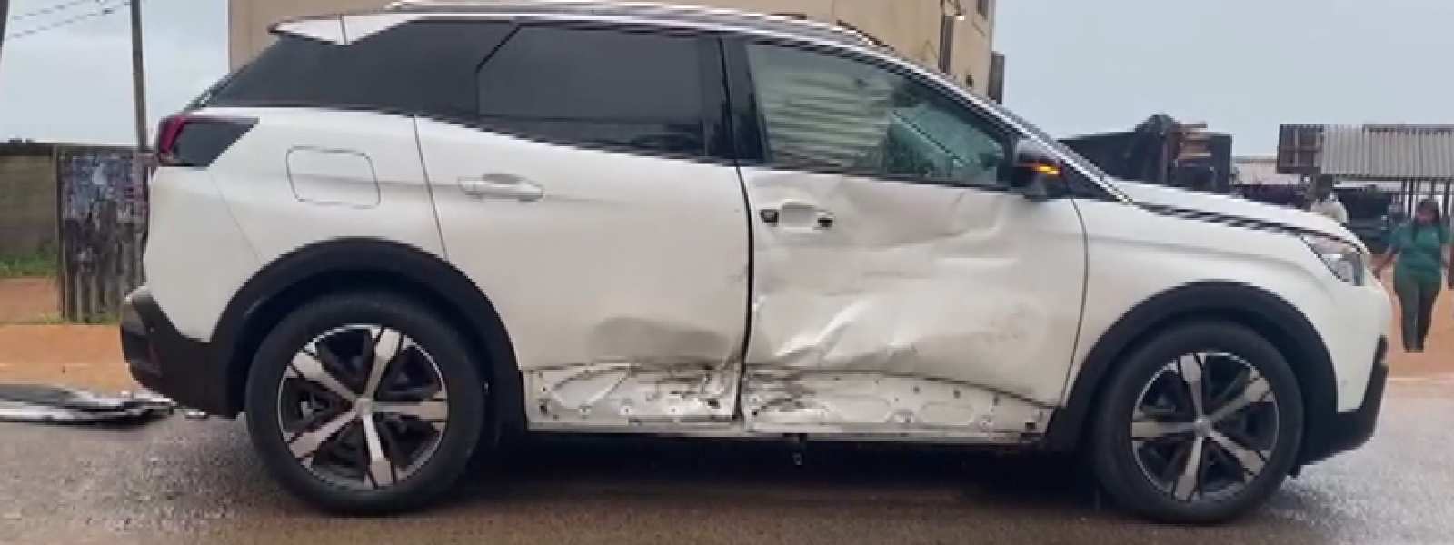 Sanath Nishantha's Jeep Involved in Collision