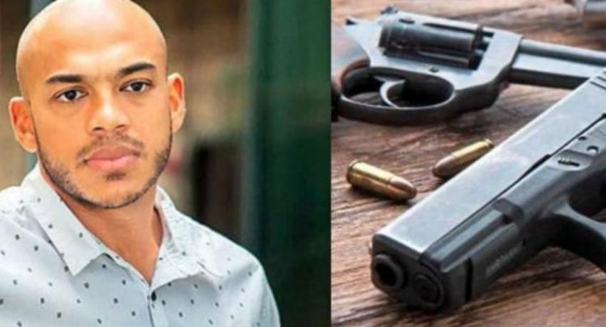 Yoshitha Rajapaksa Surrenders a Total of 7 Firearms to Defence Ministry