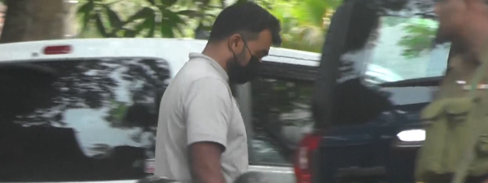 Sampath Manamperi Surrenders to Court Over Middeniya Drug Probe