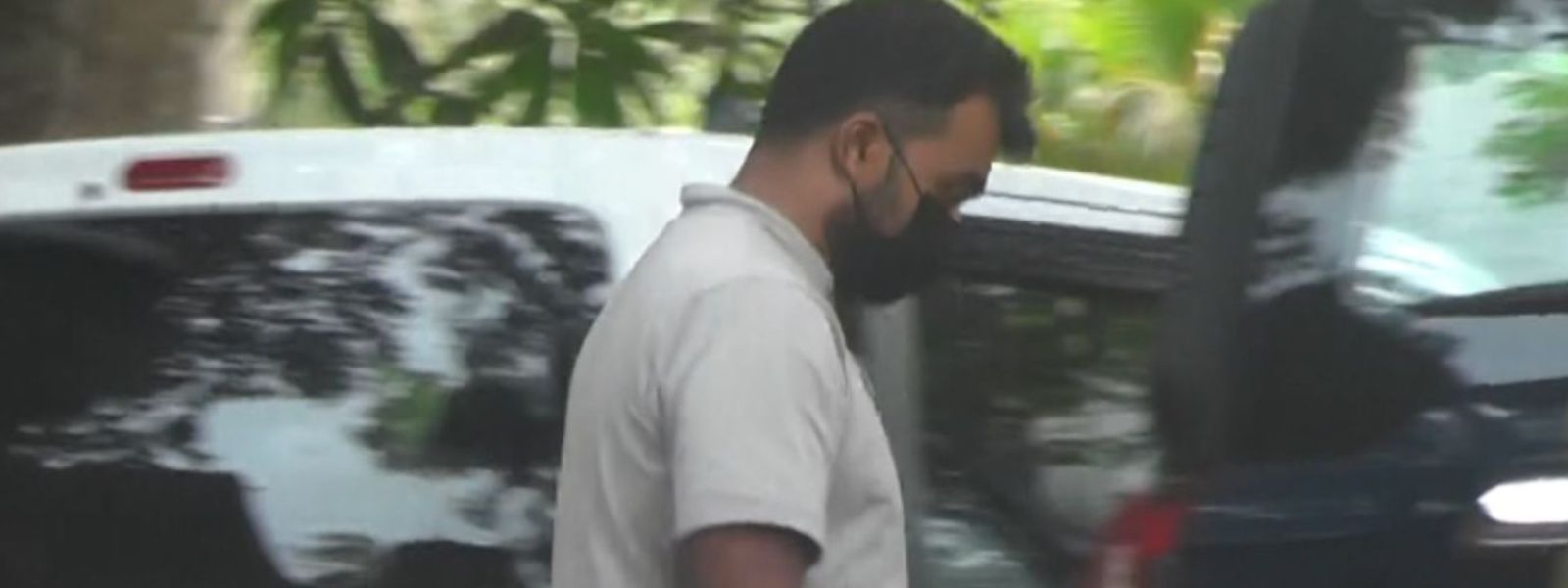 Manamperi’s Mobile Phones Destroyed Amid ICE Investigation