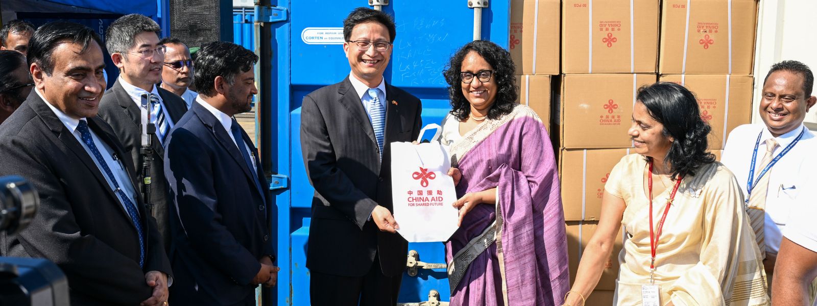 China Gifts 11.48 Million Meters of Fabric to Dress Sri Lanka’s Future