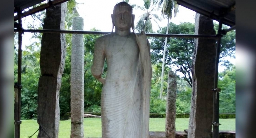 මඟුල් මහා විහාරයේ ශෛලමය හිටි බුදු පිළිමය යළි ස්ථාපනය කෙරේ.. - Sri Lanka ...