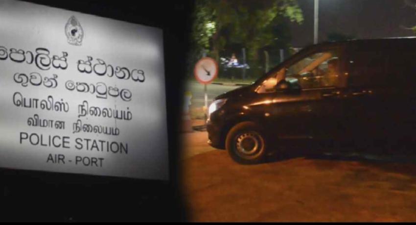 මෙල්බර්න් සිට කටුනායකට පැමිණි ගුවන් යානයක සිටි ලාංකිකයෙක් මරුට..